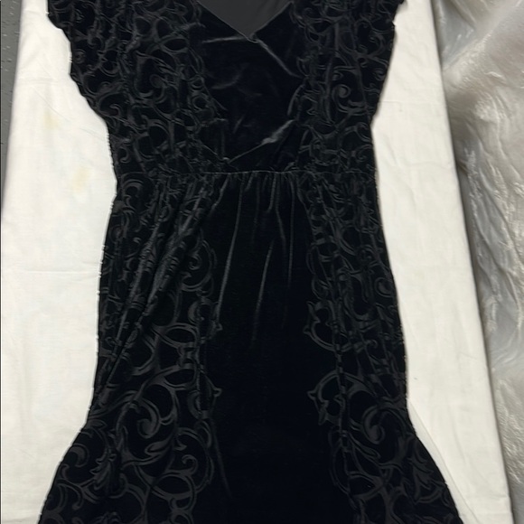 White House Black Market | Dresses | Scroll Print Velvet Midi Dress ...